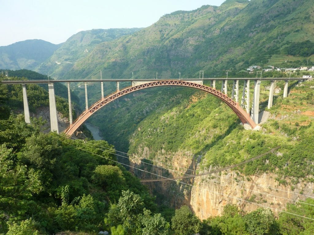 বিশ্বের সর্ববৃহৎ রেলওয়ে ব্রিজ | Tallest Railway Bridges In The World