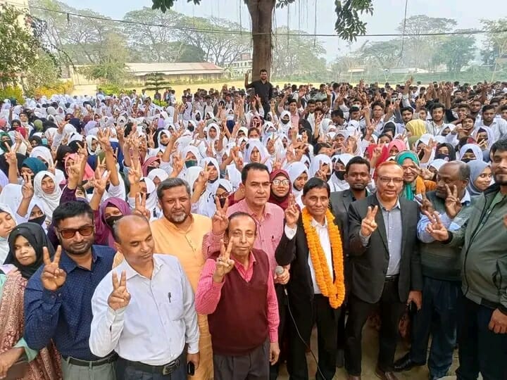 Sohopathi: Connecting Important Classmates In Bangladesh